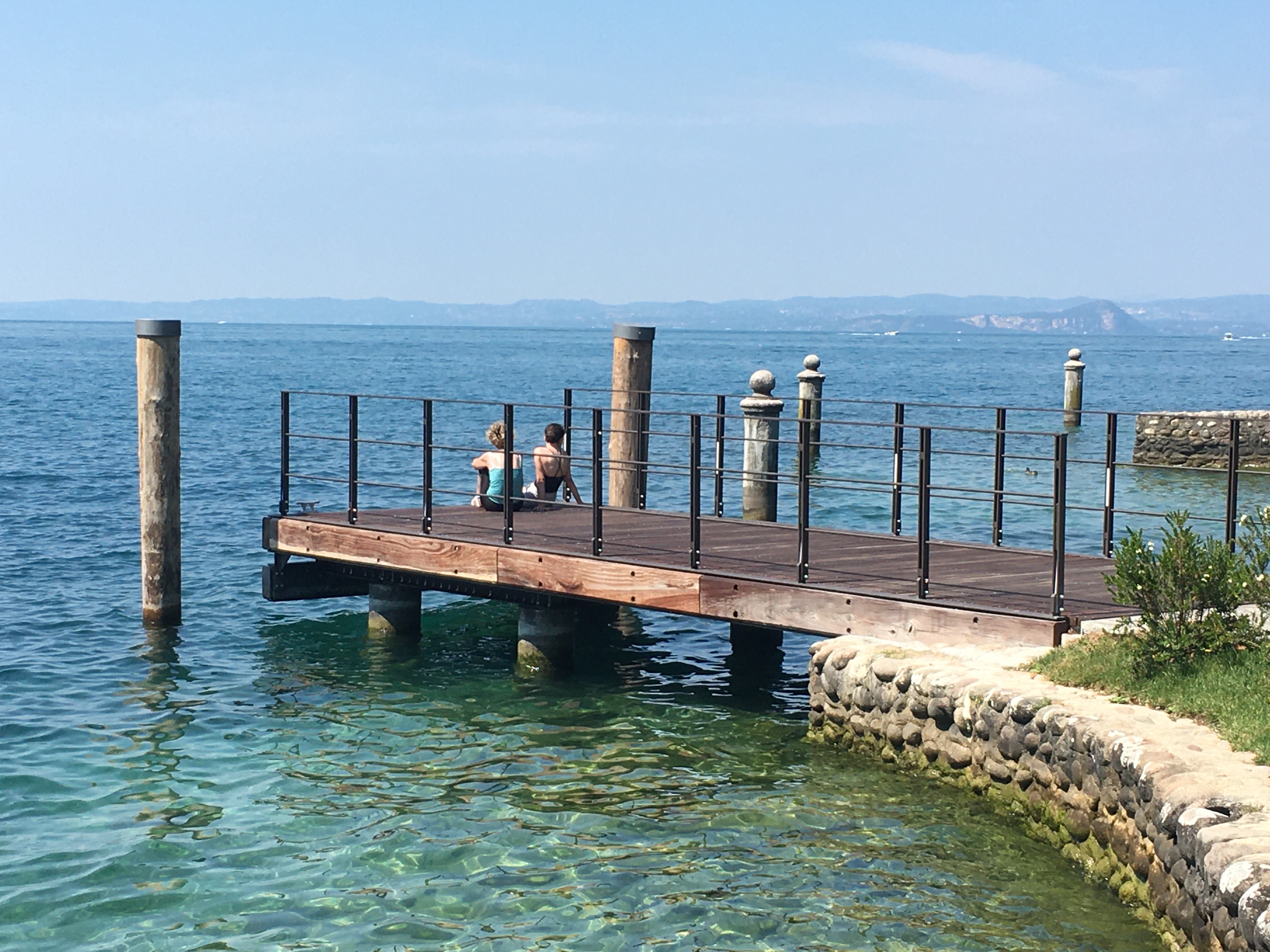 Pontile turistico lacustre